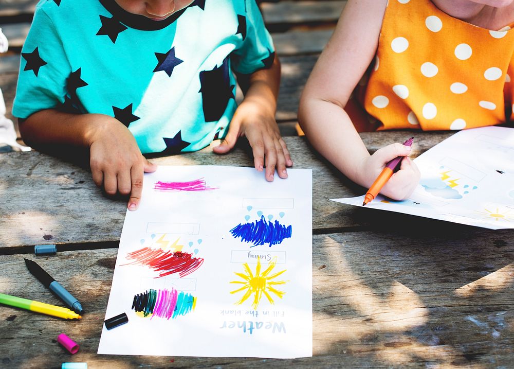 Little Kids Drawing Painting Art | Free Photo - rawpixel