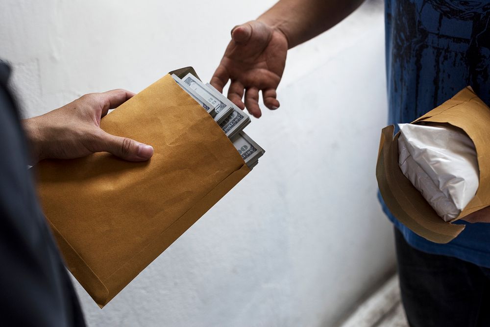 Drug and money exchange | Premium Photo - rawpixel