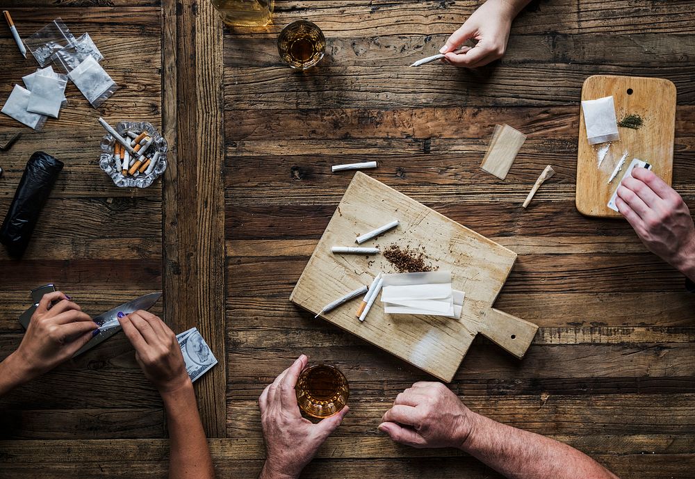 Drug other illegal paraphernalia table | Premium Photo - rawpixel