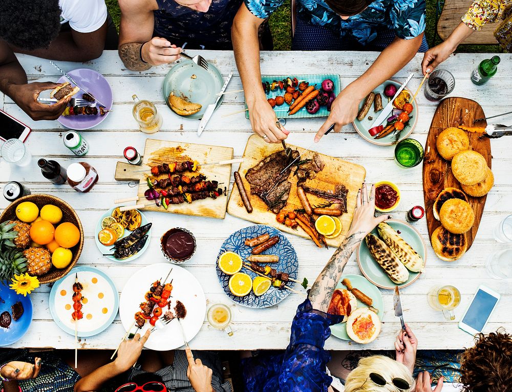 Summer time barbecue party outdoors | Premium Photo - rawpixel