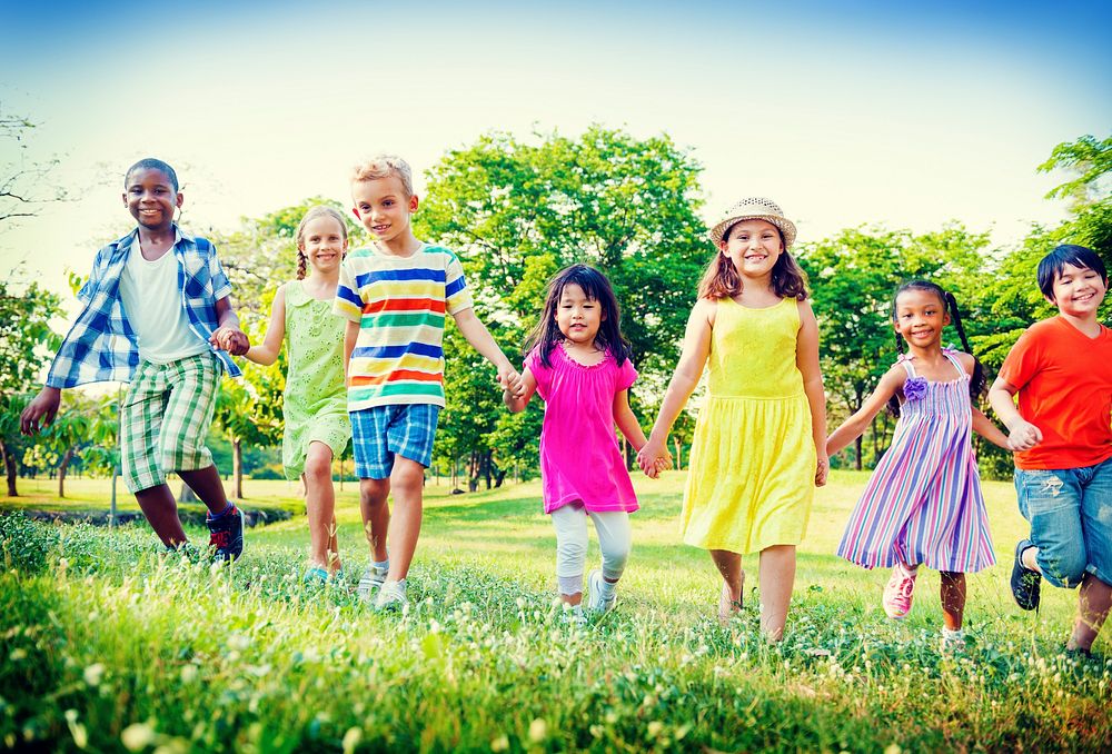 Children Park Friends Friendness Happiness | Free Photo - rawpixel