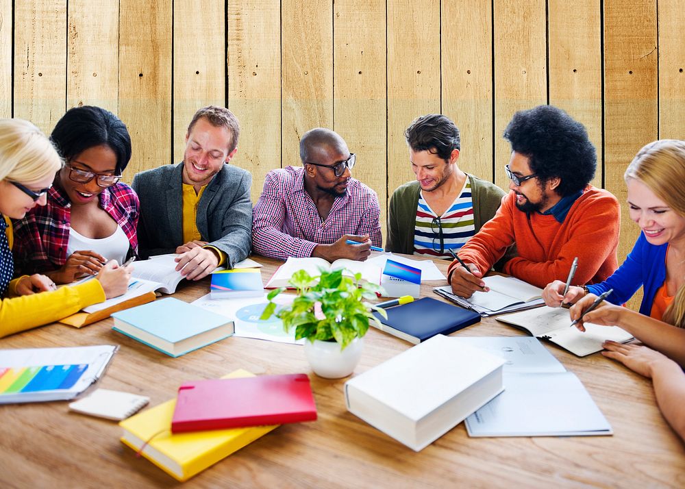 Study group of college students | Premium Photo - rawpixel