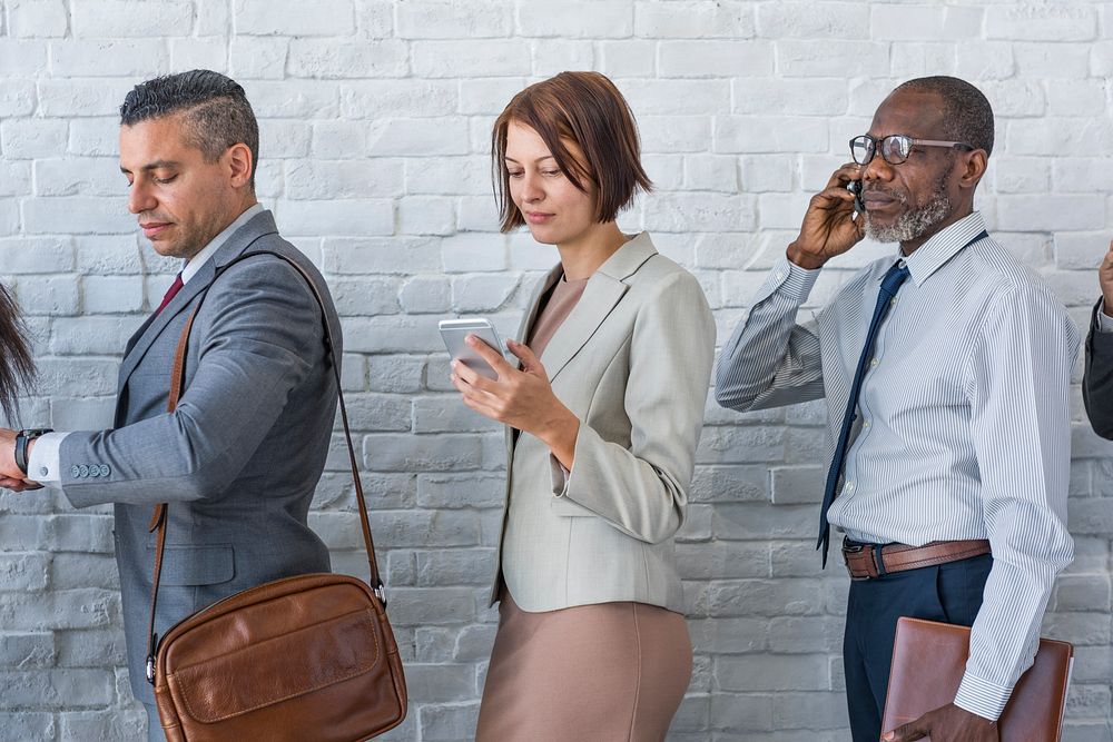 Business People Using Device Rush | Premium Photo - rawpixel