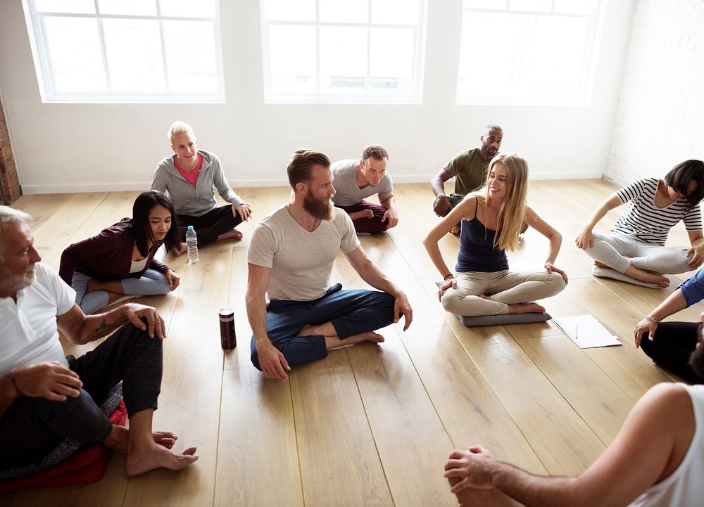 Exercise International Group Relaxation Fitness | Premium Photo - rawpixel