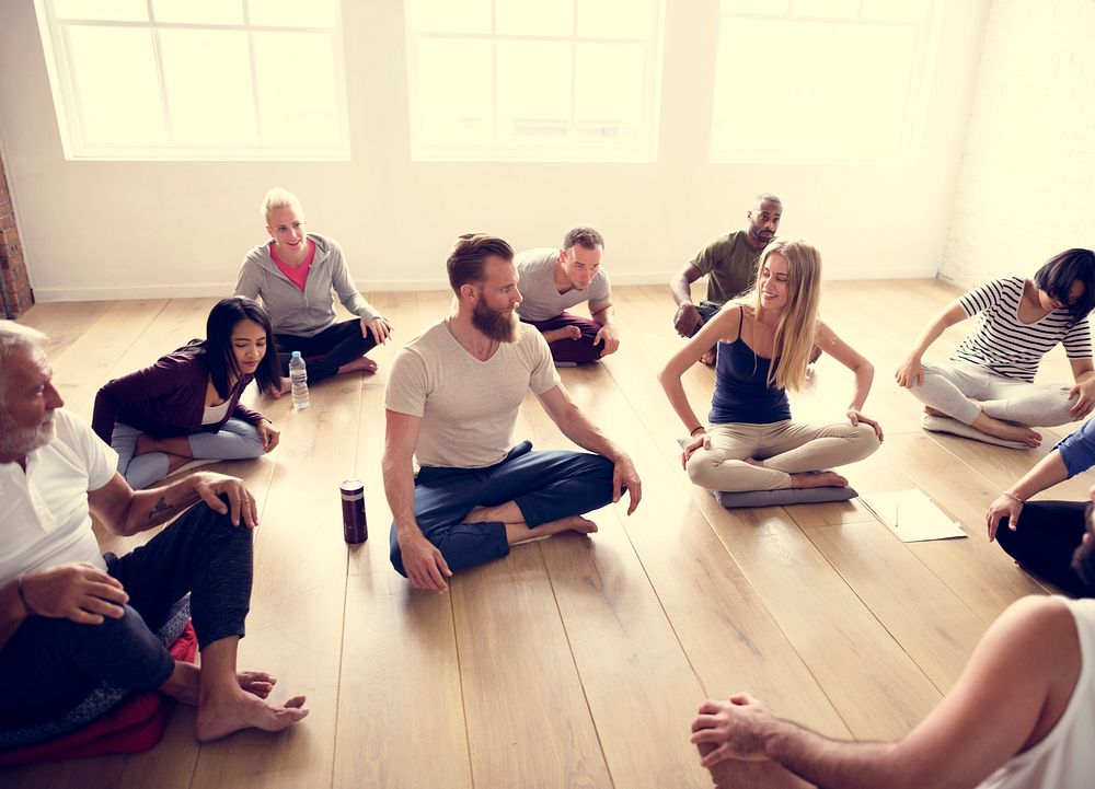 Exercise International Group Relaxation Fitness | Premium Photo - rawpixel