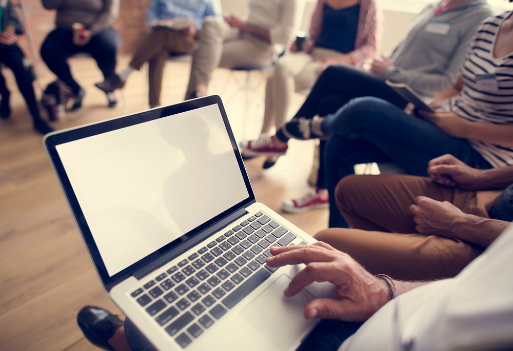 Laptop Networking Seminar Event Concept | Premium Photo - rawpixel
