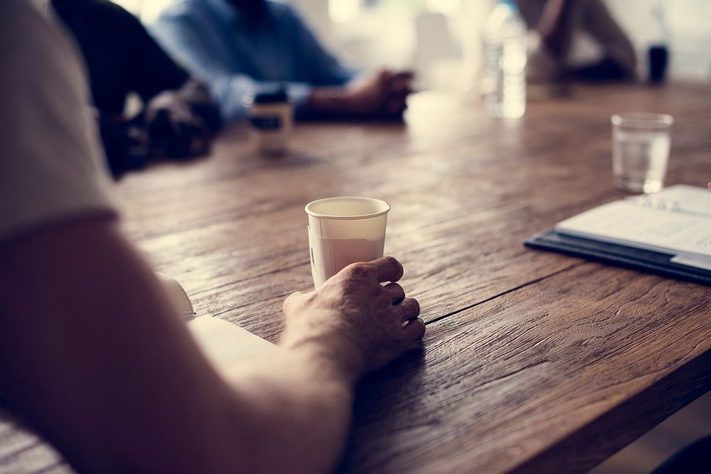 Meeting Table Networking Sharing Concept | Premium Photo - rawpixel