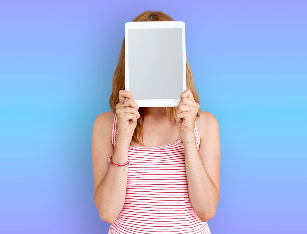 Person Holding Tablet Face Concept | Premium Photo - rawpixel