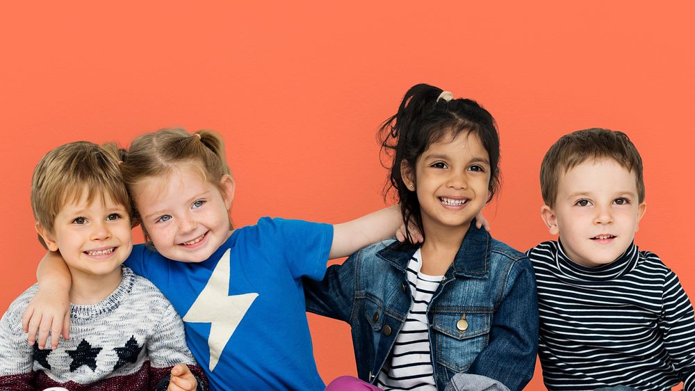 Little Children Having Fun Smiling | Premium Photo - rawpixel