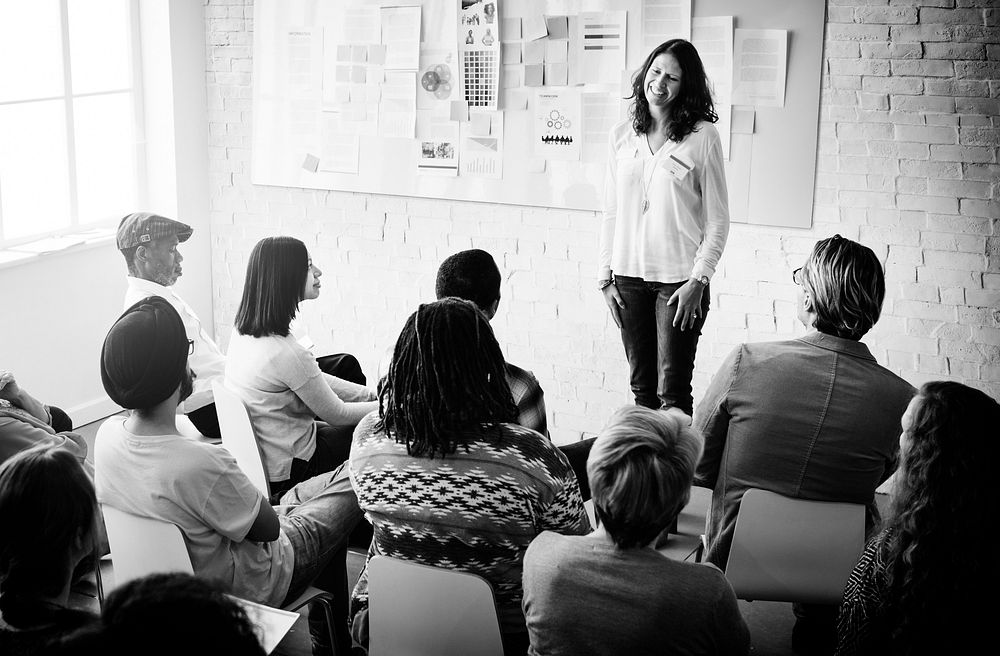 Design Team Meeting Presentation Creative | Photo - rawpixel