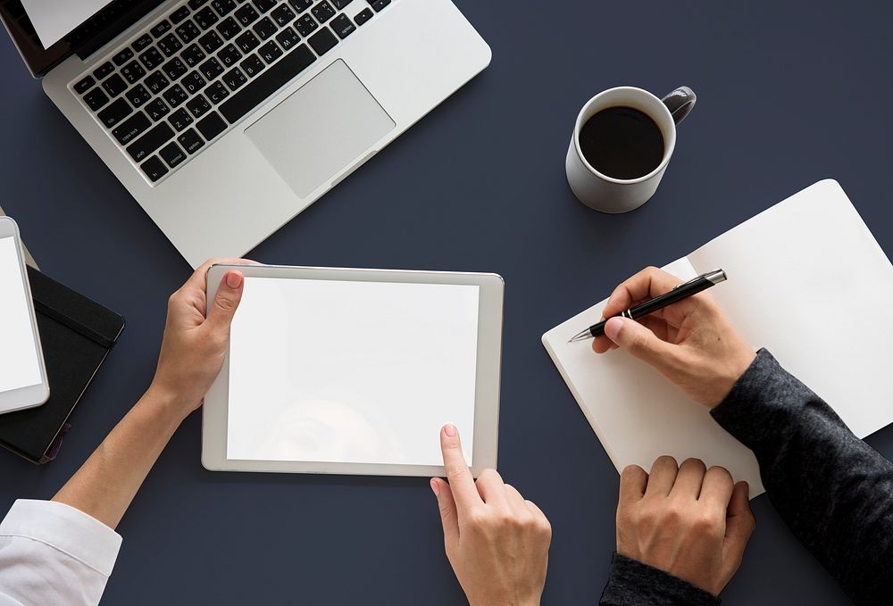 Writing Notes Tablet Laptop Technology | Premium Photo - rawpixel