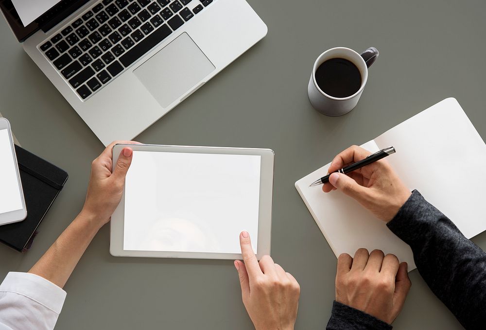 Writing Notes Tablet Laptop Technology | Premium Photo - rawpixel