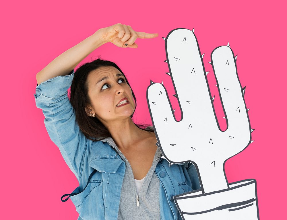 Woman Scared Paper Craft Arts | Premium Photo - rawpixel