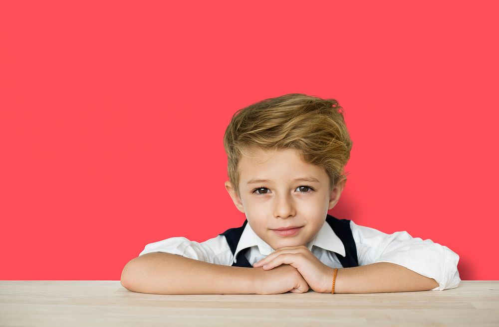 Little Boy Smart Adorable Focused | Premium Photo - rawpixel