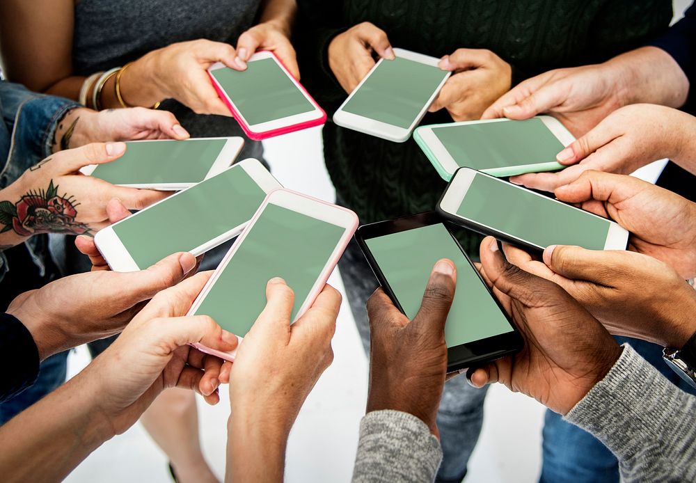 Group of people using mobile | Premium Photo - rawpixel