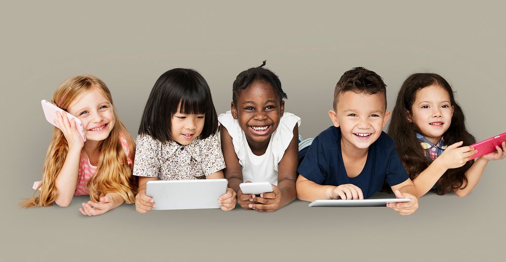 Diverse Group Kids Using Electronic | Premium Photo - rawpixel