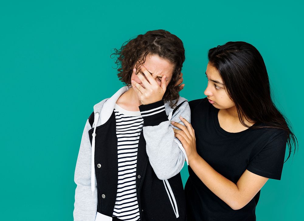 Friends crying sadness and soothe | Premium Photo - rawpixel
