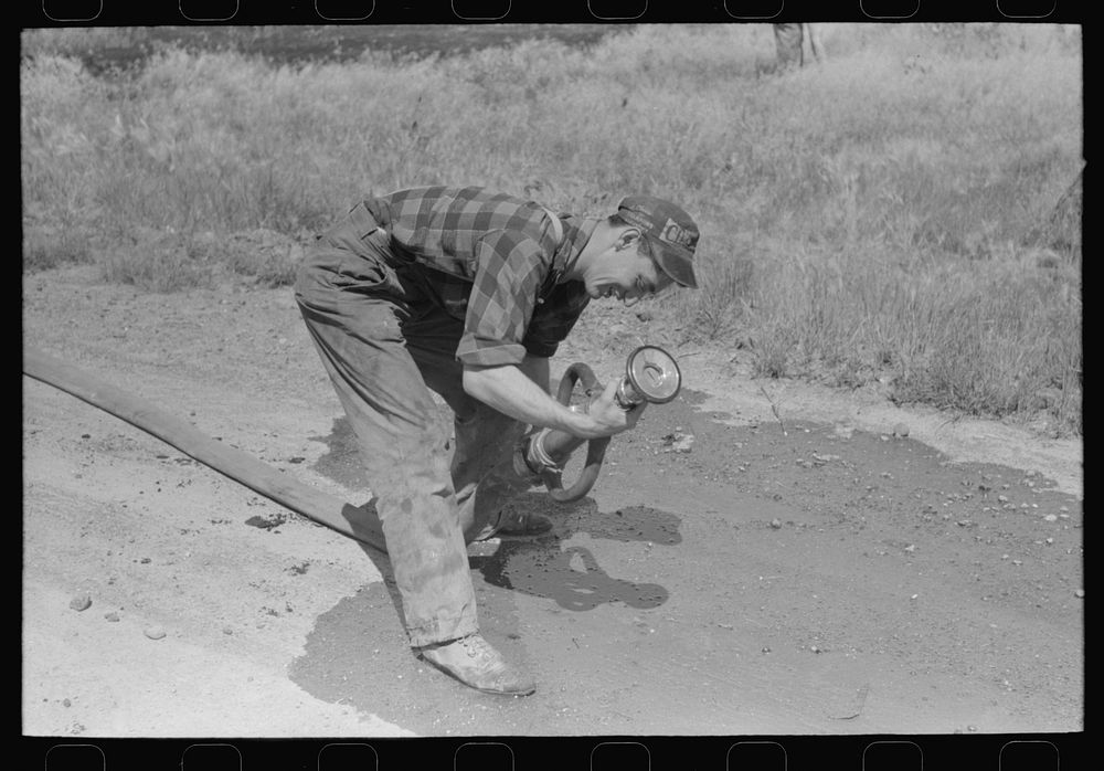 Fireman, Vale, Oregon Russell Lee | Free Photo - rawpixel