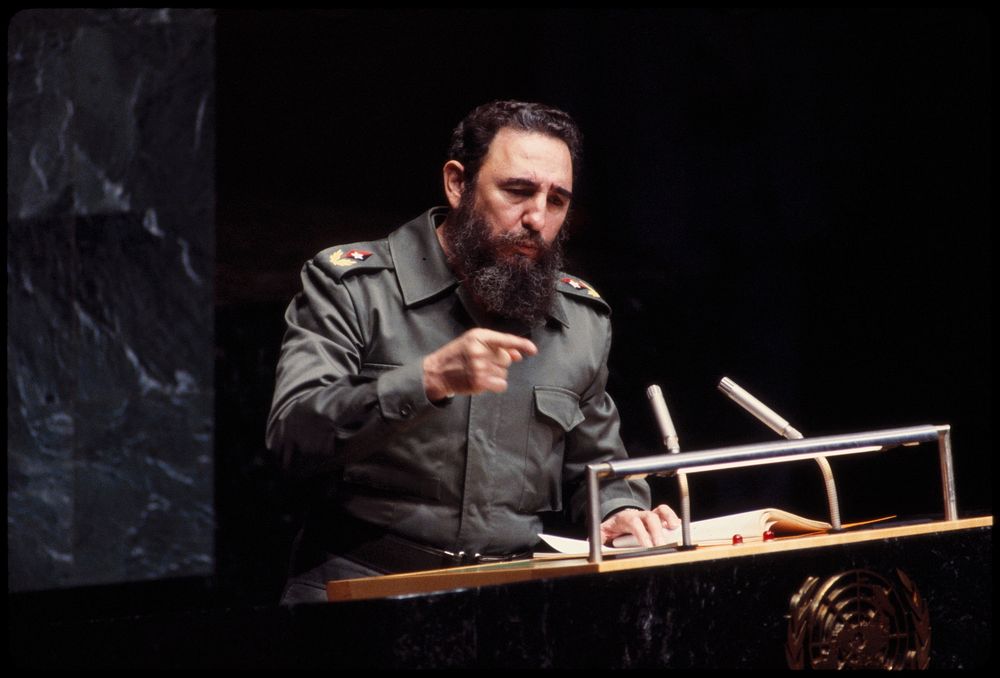 Fidel Castro speaking United Nations, | Free Photo - rawpixel