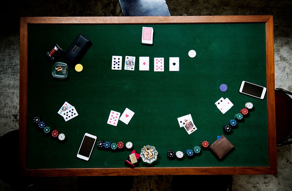 Gamble in casino betting | Premium Photo - rawpixel