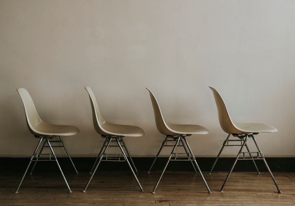 Four empty white chairs room | Premium Photo - rawpixel