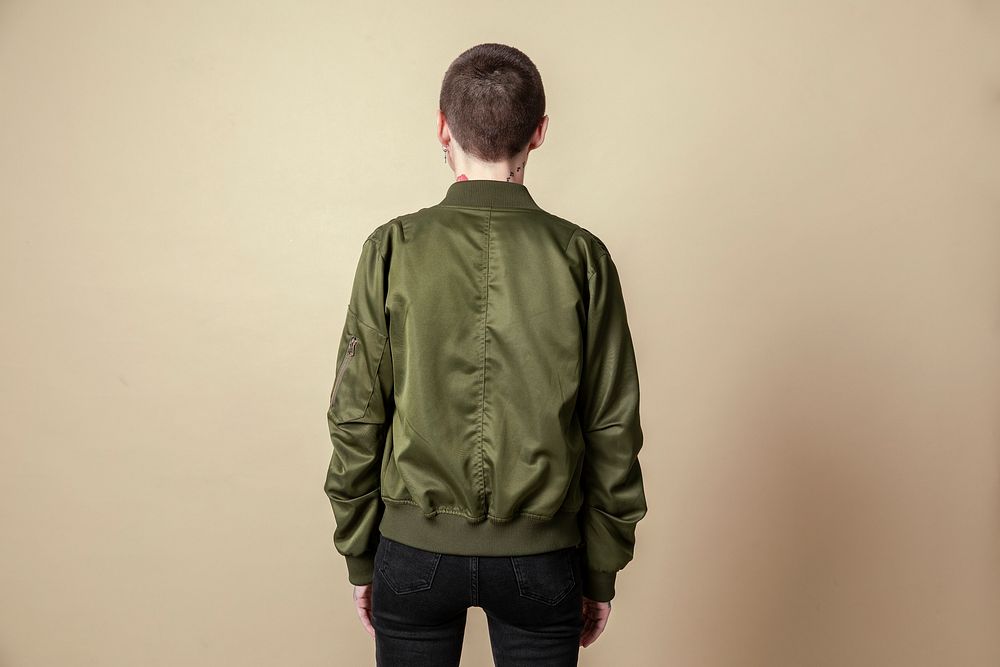 Rear view skinhead woman studio | Premium Photo - rawpixel