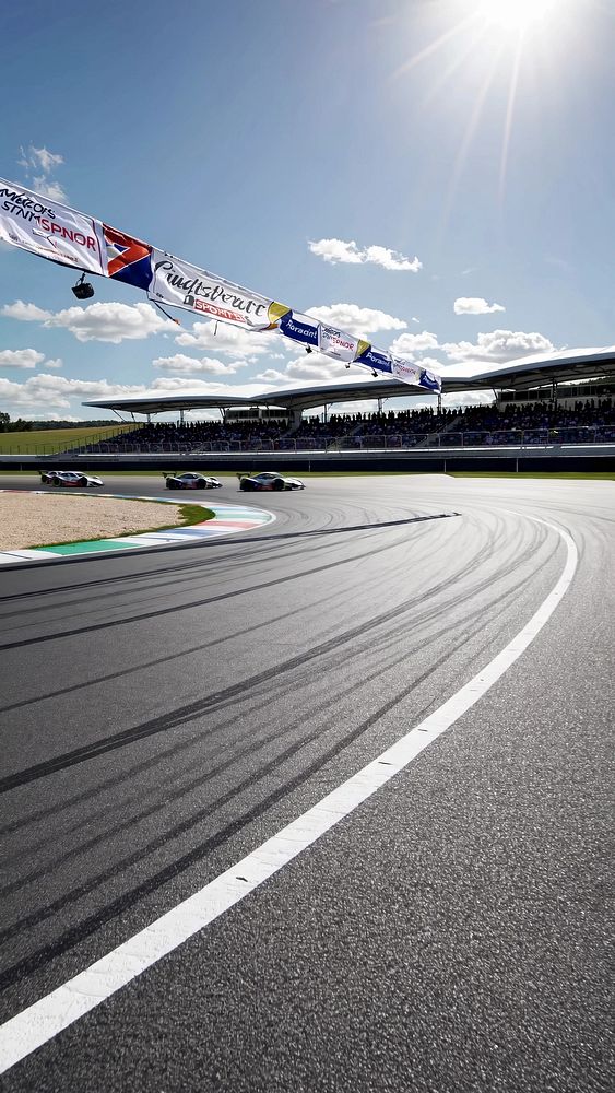 Dynamic low-angle shot racetrack curve | Free Video - rawpixel