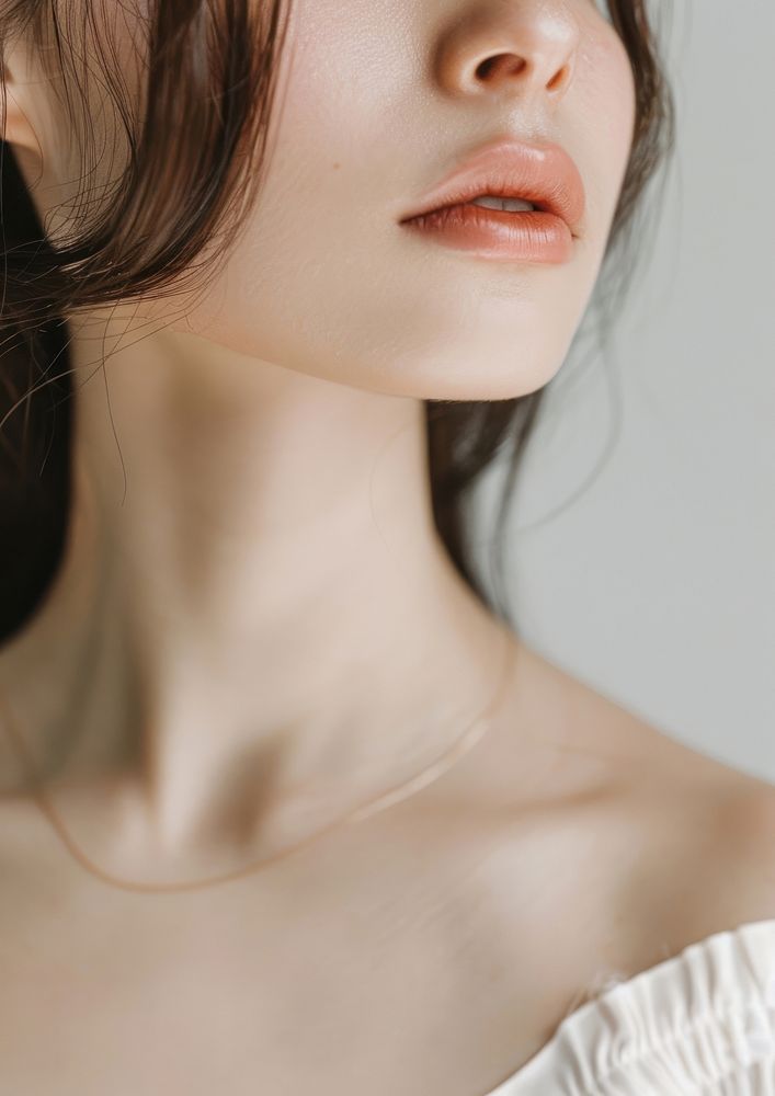 Woman collarbone person female human. | Free Photo - rawpixel