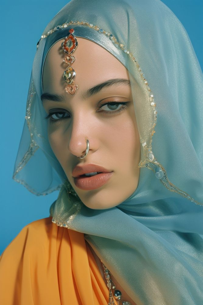 Middle Eastern fashion photography portrait. | Premium Photo - rawpixel
