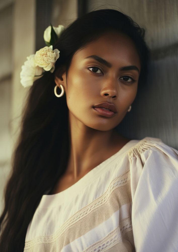 Micronesian woman traditional clothe portrait | Premium Photo - rawpixel