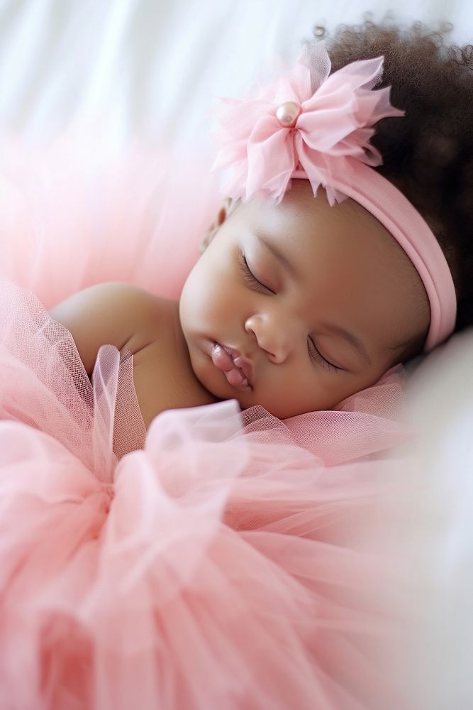 Newborn african american baby girl | Free Photo - rawpixel