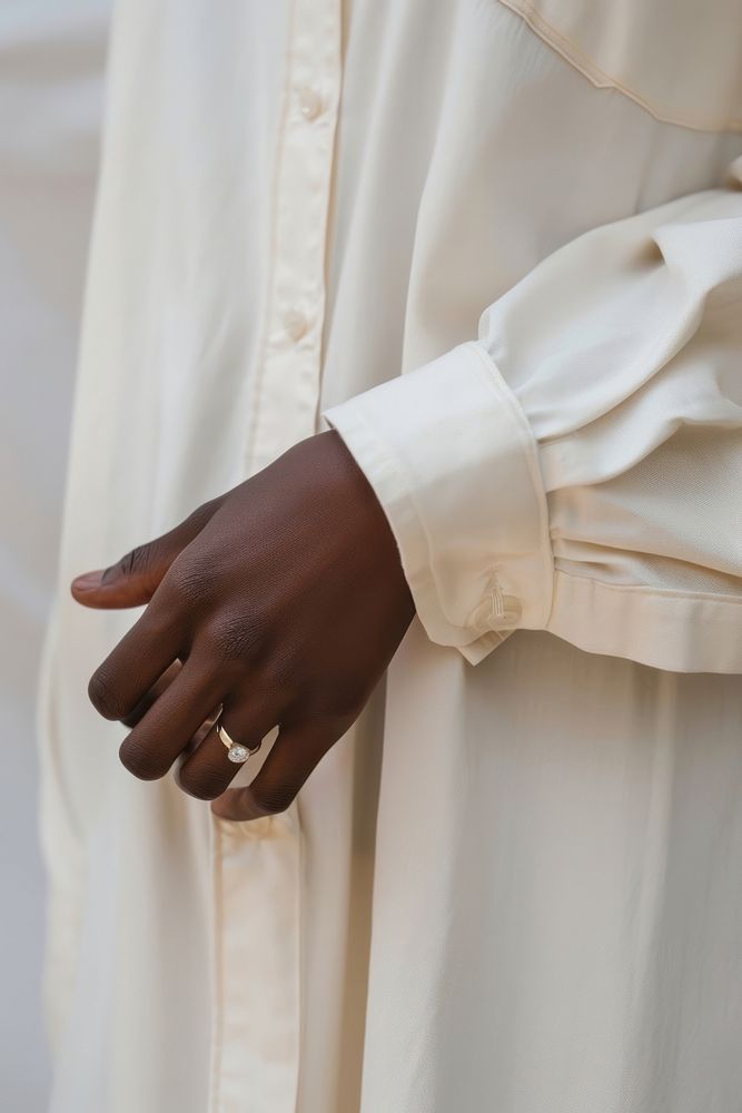 Diamond rings hand finger white. | Free Photo - rawpixel