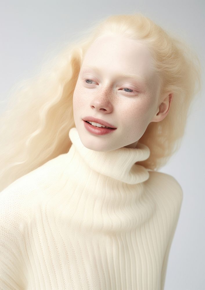 happy albino woman wear cream | Premium Photo - rawpixel