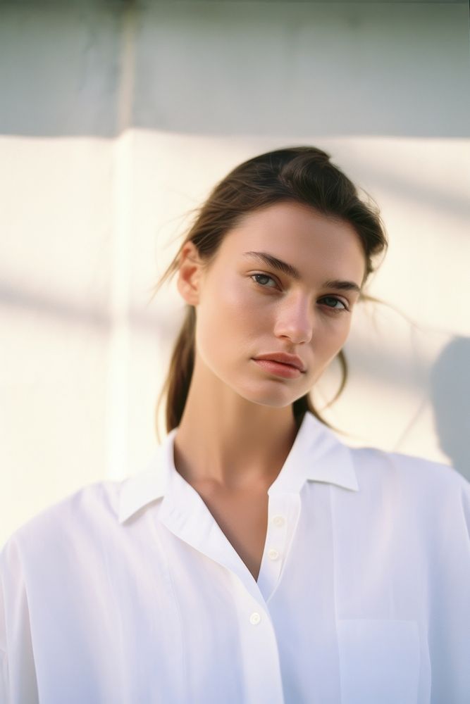 woman wear white portrait photography | Free Photo - rawpixel