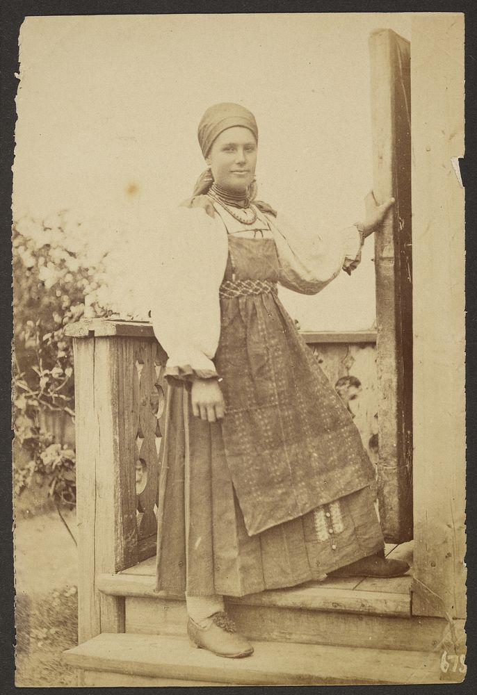 La Mordva (la femme) William | Free Photo - rawpixel