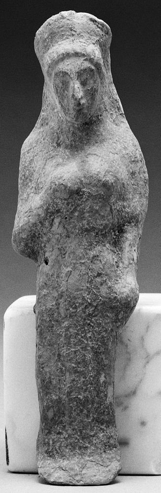 Standing Kore | Free Photo - rawpixel