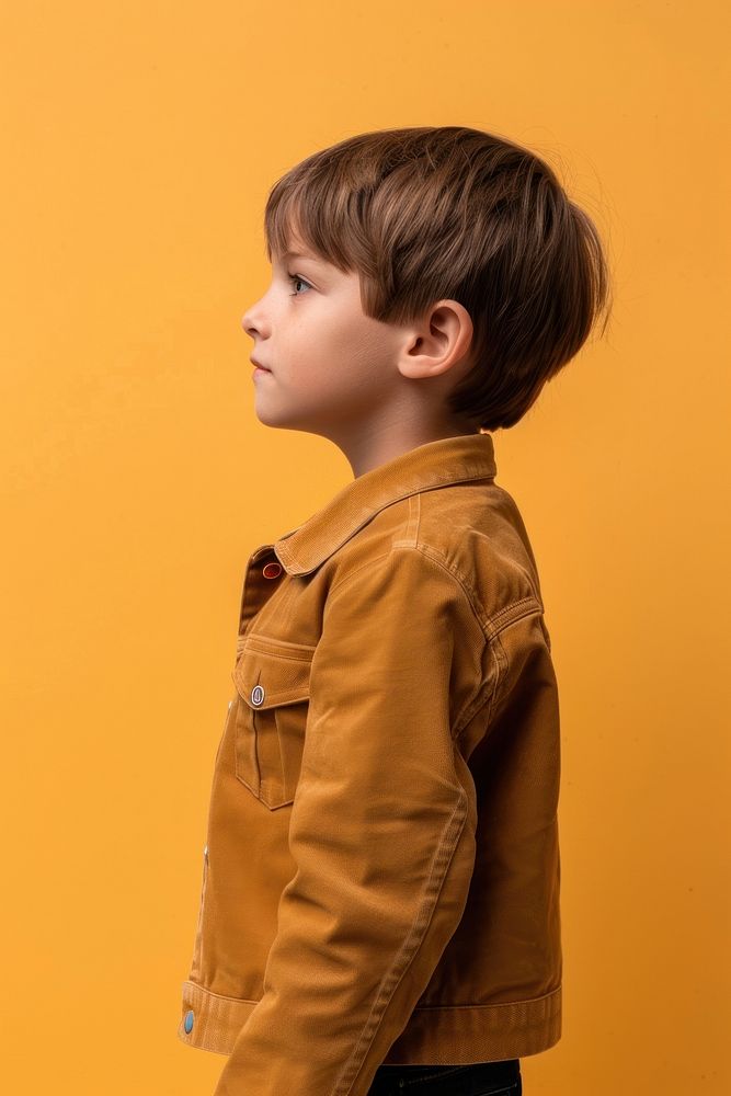 Coach side portrait photo kid | Free Photo - rawpixel