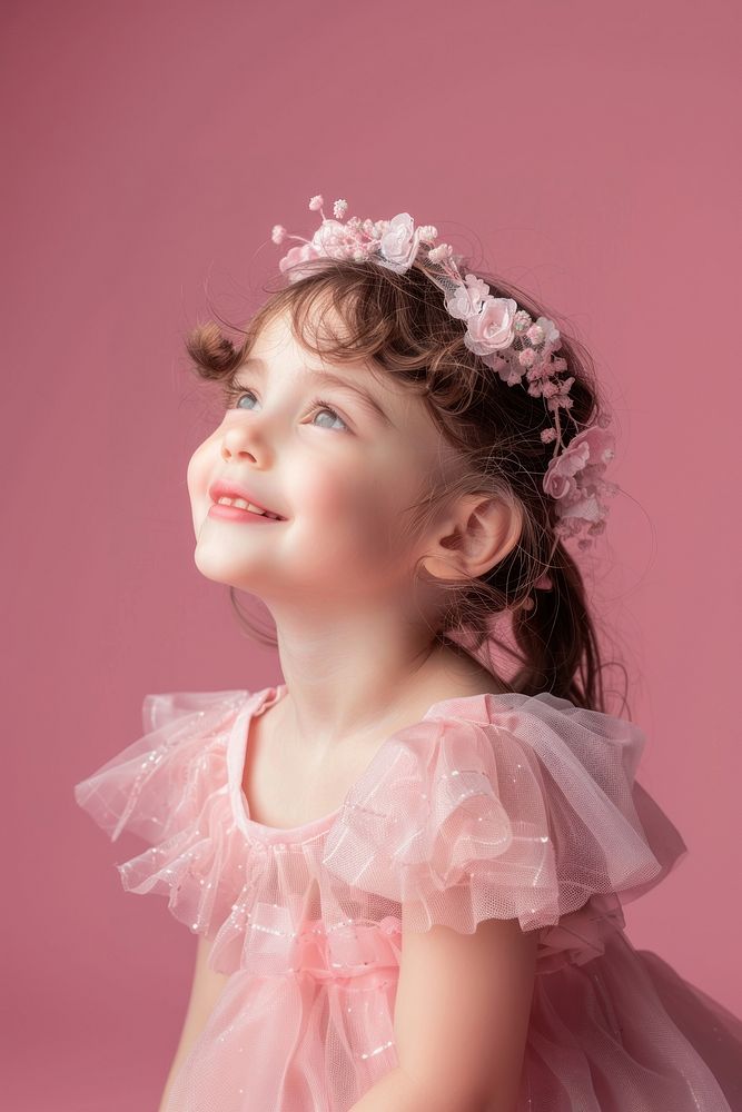 Princess side portrait photo happy | Free Photo - rawpixel