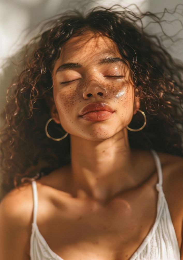 Attractive latinx woman volumetric face | Free Photo - rawpixel