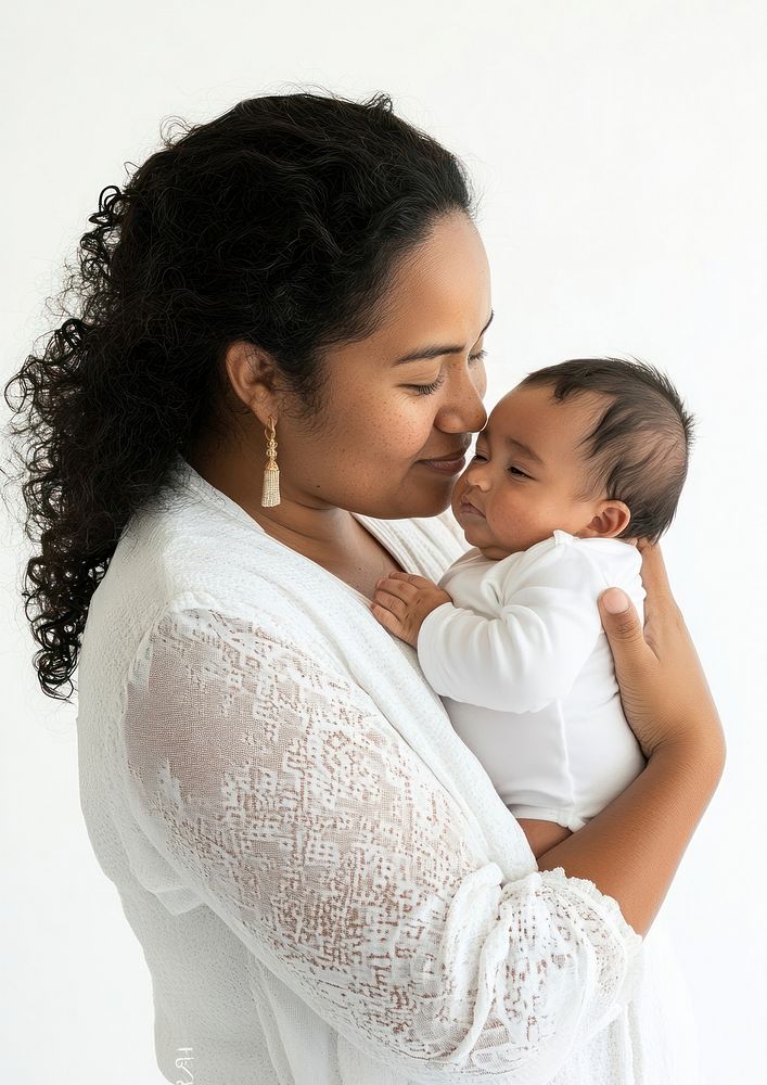 Pacific islander mother holding newborn | Free Photo - rawpixel