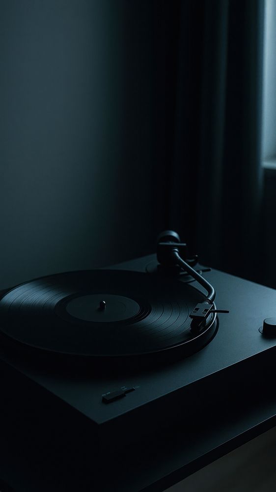 Vintage turntable in moody lighting | Free Photo - rawpixel