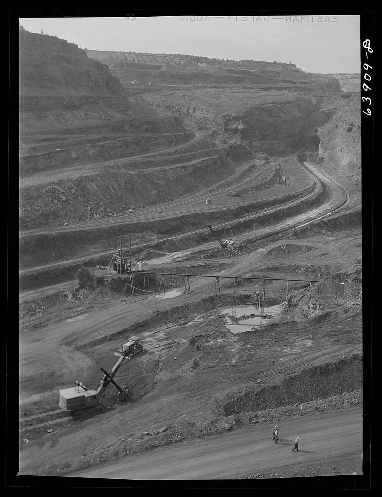 Albany Mine, Hibbing, Minnesota. Sourced | Free Photo - rawpixel
