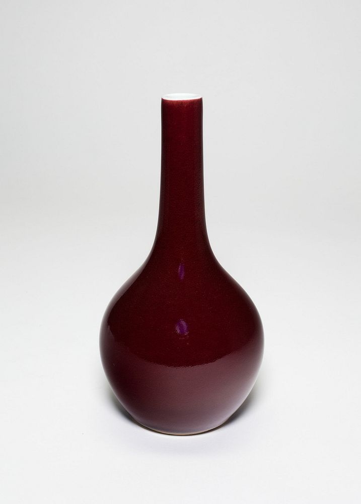 Elegant maroon ceramic vase | Free Photo - rawpixel