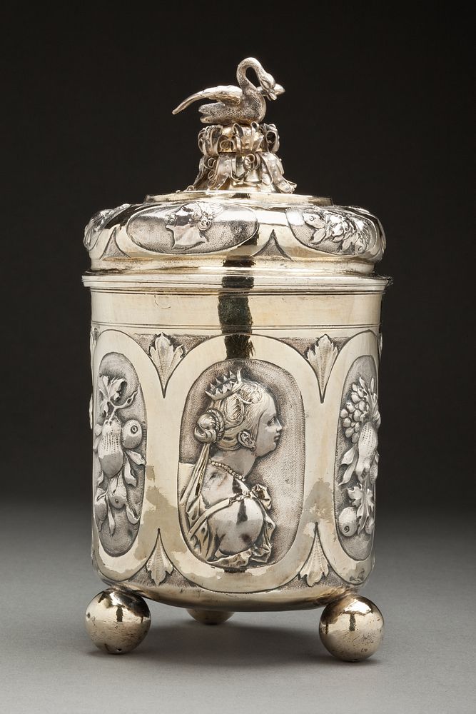 Beaker Cover Jacob Pfaff | Free Photo - rawpixel