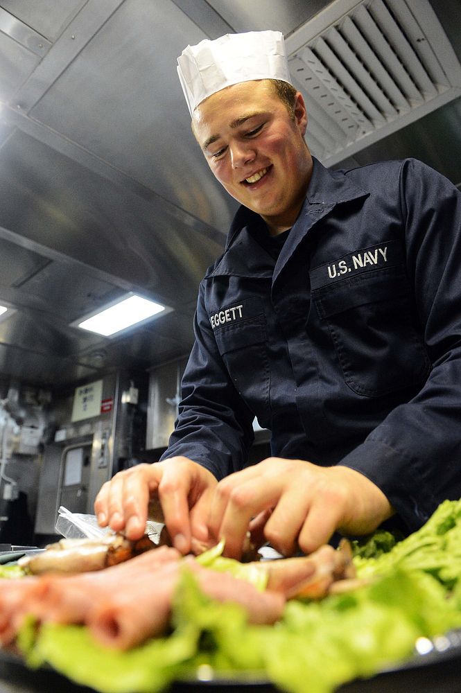 U. S. Navy Culinary Specialist | Free Photo - rawpixel