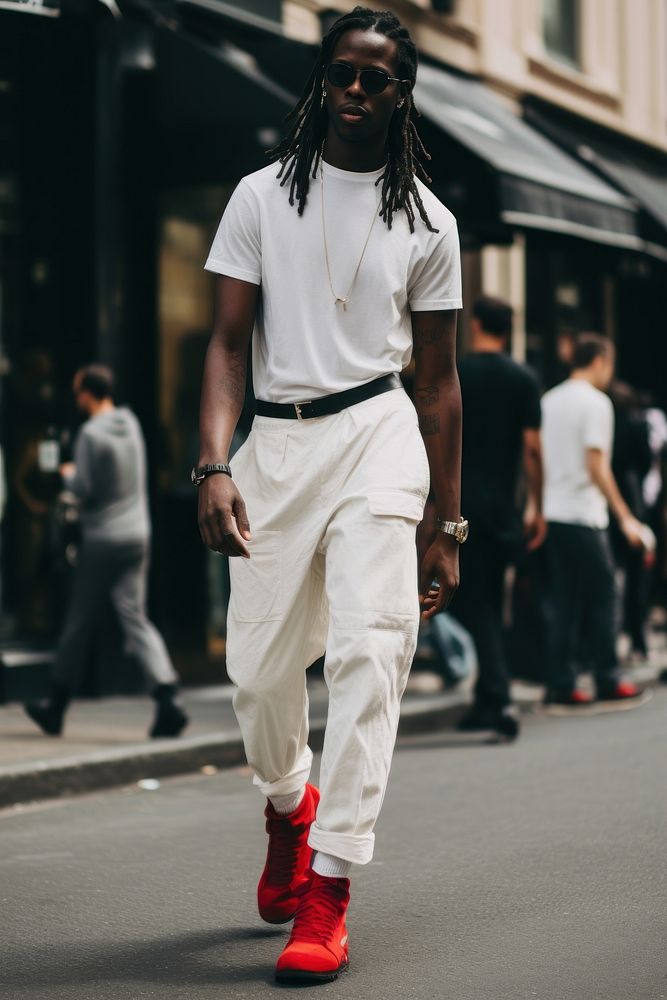 Young American man walking fashion | Premium Photo - rawpixel