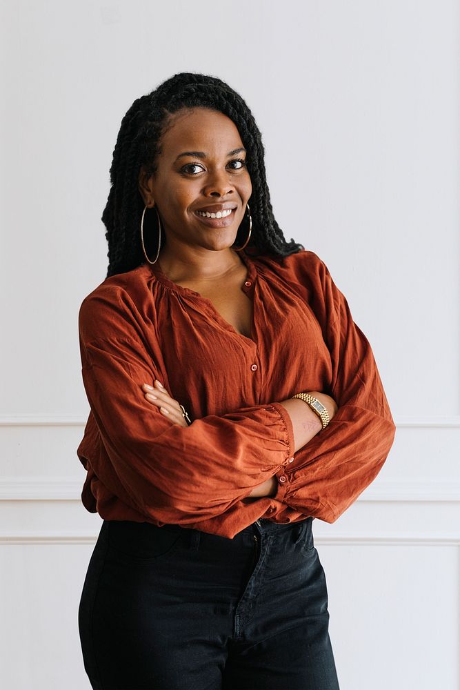 Happy empowering black woman standing | Premium PSD - rawpixel