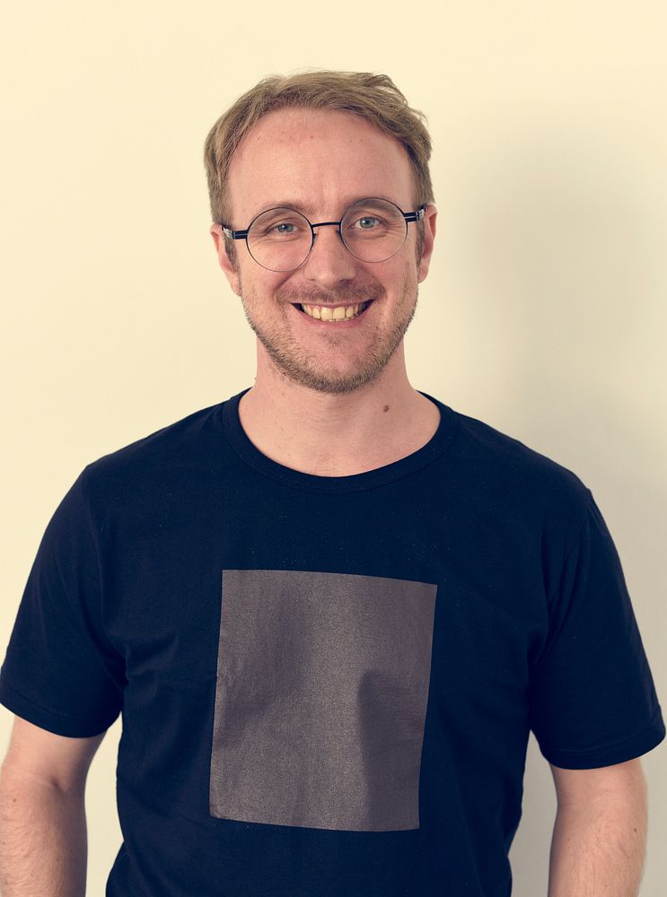 Man casual studio portrait shoot | Free Photo - rawpixel