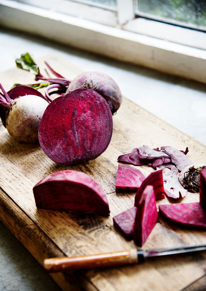 Closeup fresh beet wooden cut | Premium Photo - rawpixel