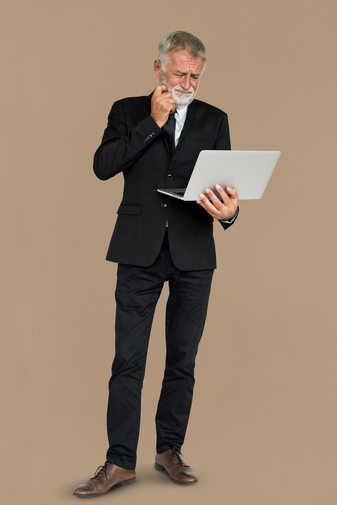 Caucasian Business Man Frustrated Laptop | Premium Photo - rawpixel